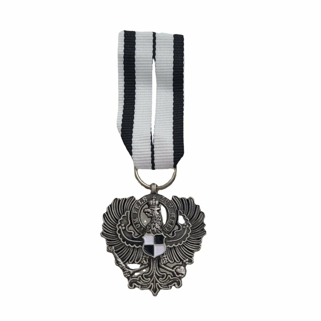Sotilasmerkit ja sotilasarvot – sotilasperinteen, | Armeija Shop